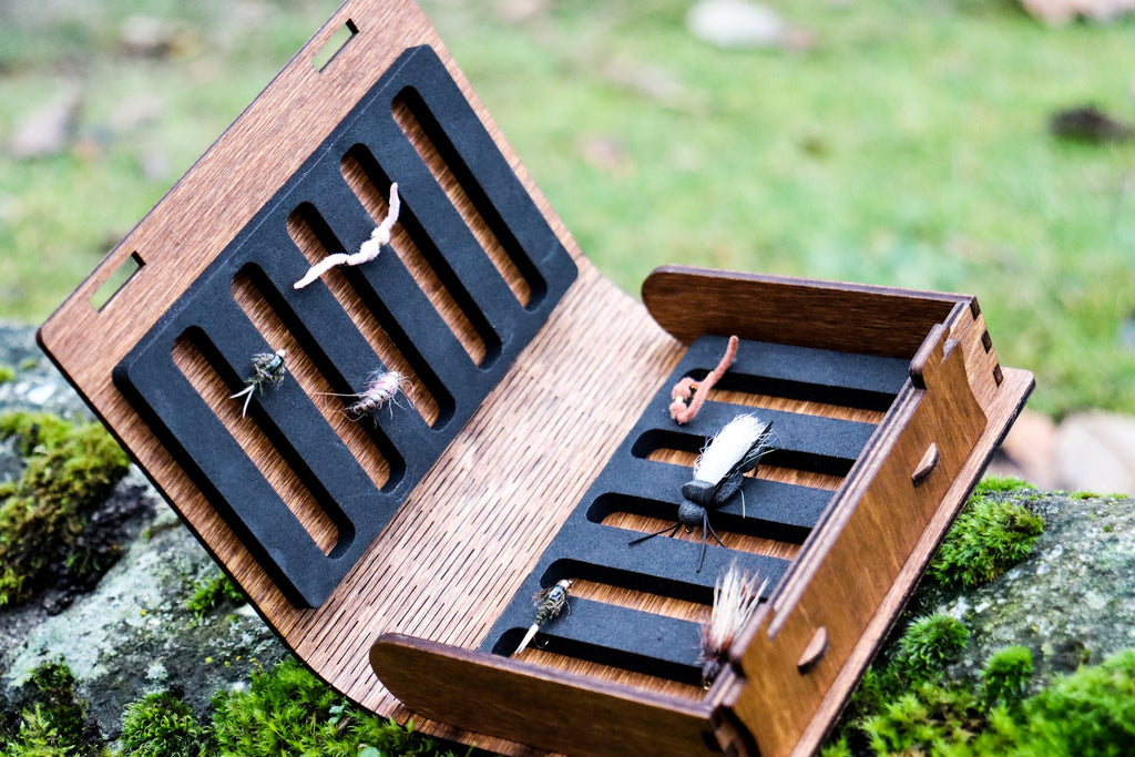 MIY Olympia Fly Box - Laser Engraved with Living Hinge – Dette Flies